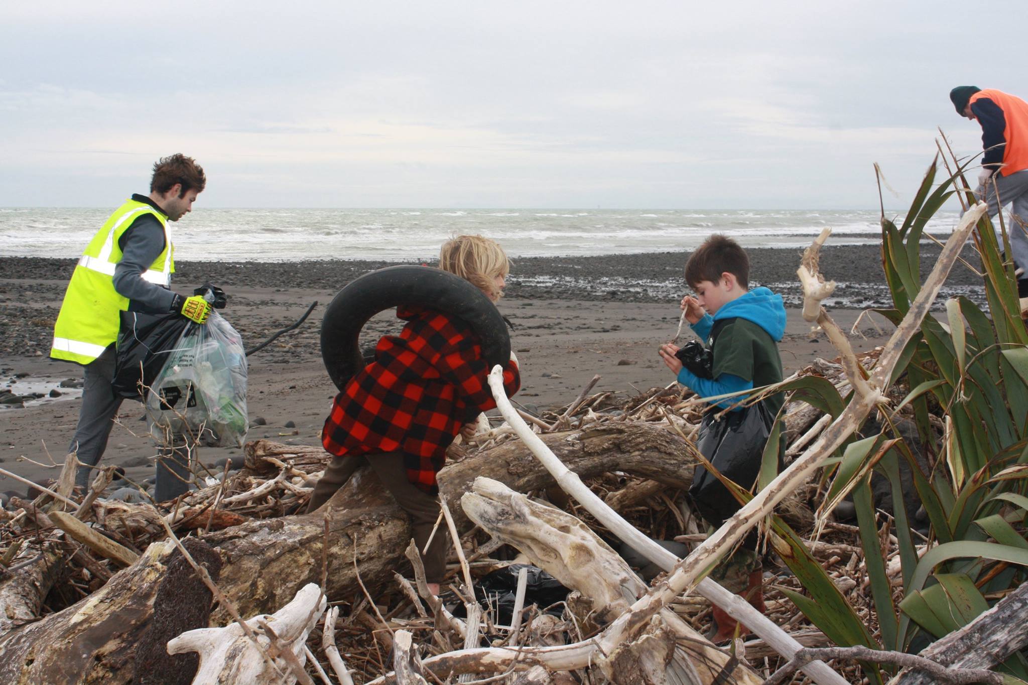 Saving our precious wildlife one piece of rubbish at a time ...
