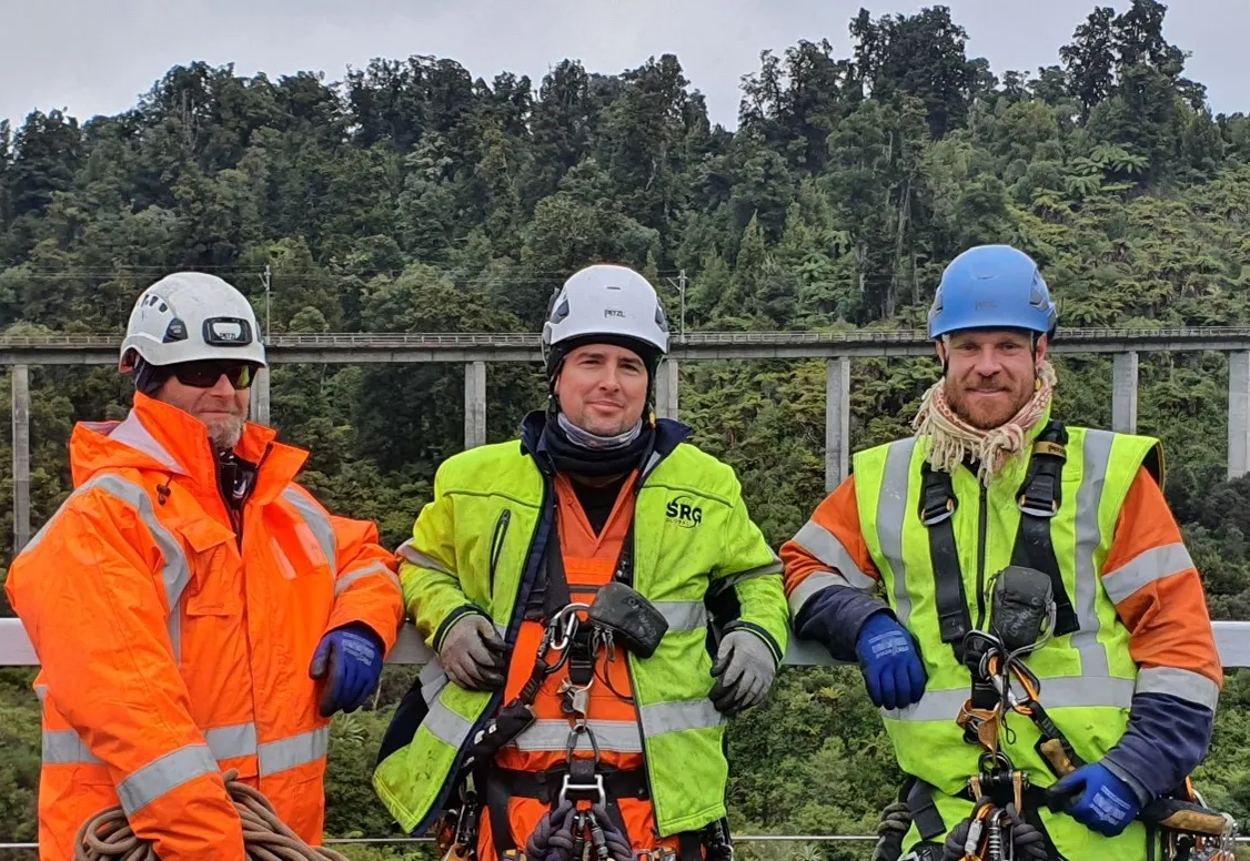 A day job as a daring dangler | Conservation blog